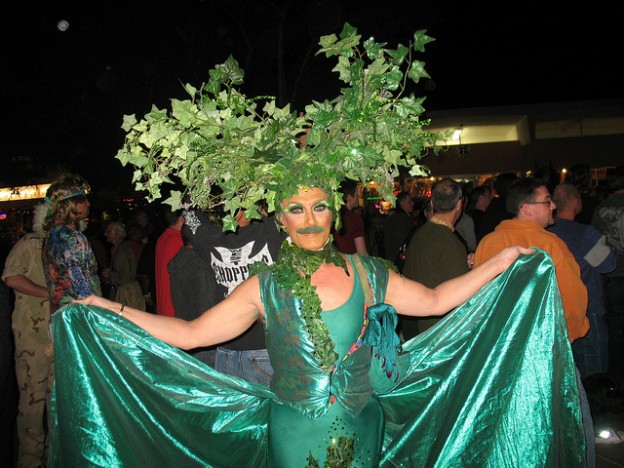 Tree Costume - CostumesFC.com